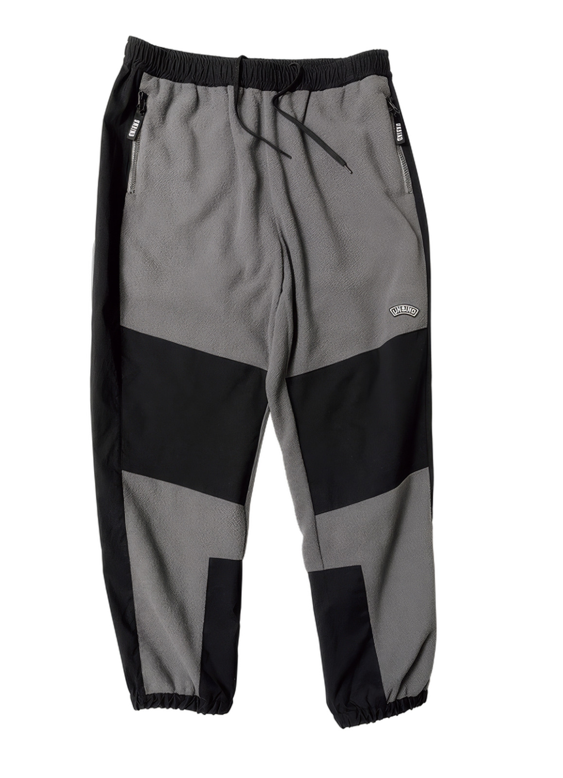 スケーターの感覚はゴルフでも生きる UNBINDディレクターのこなれた冬スタイル｜Golf Style Sample＃10 蓜島 文雄編 | EVEN